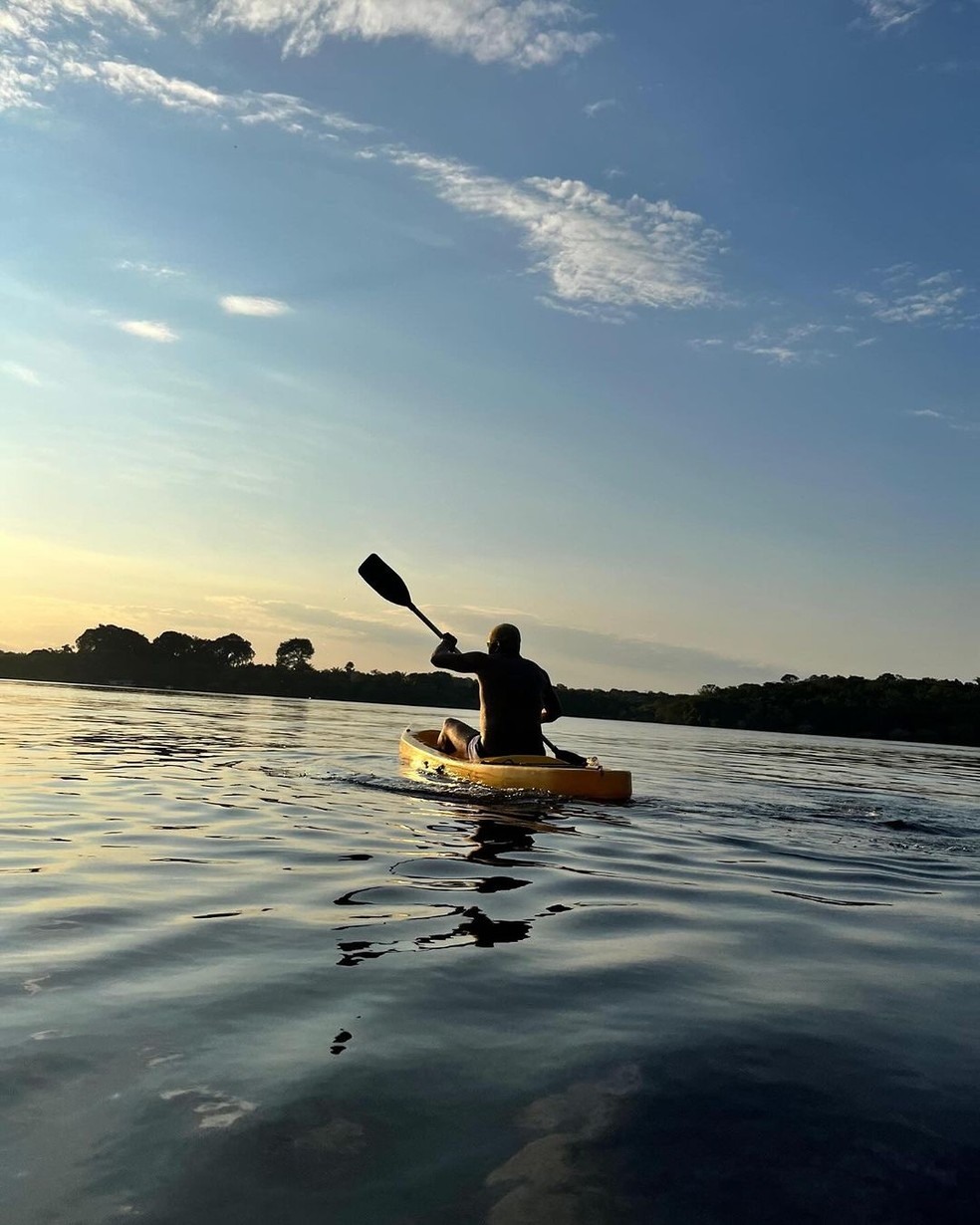 Lázaro Ramos abre album de viagem com os filhos à Amazônia: 'Transformador'