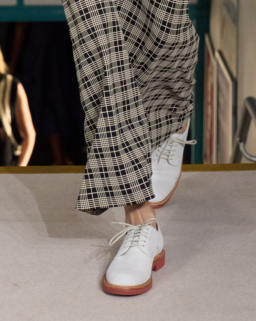 Esses sapatos não estão mais na moda em 2025 — aqui estão os seus ...