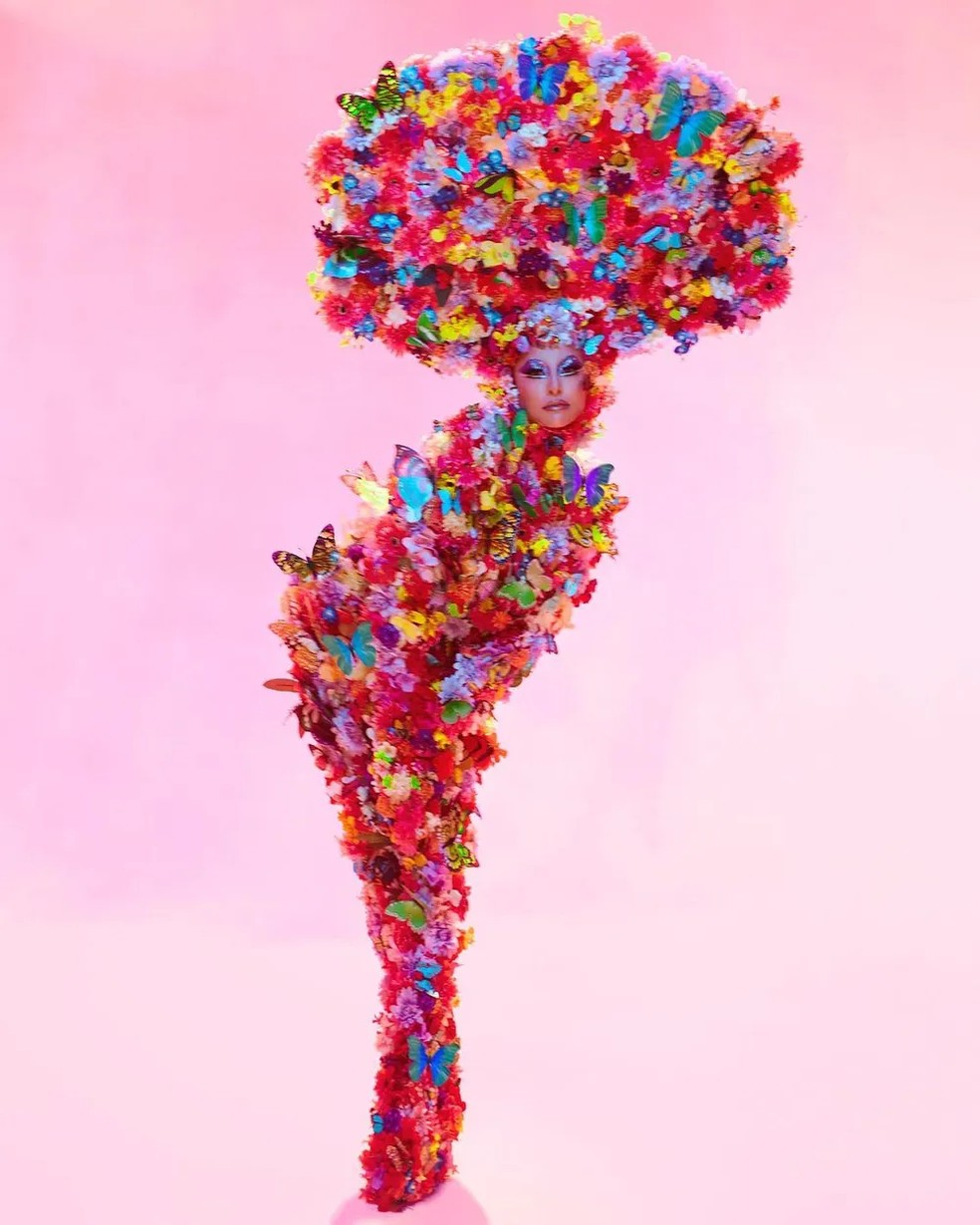 Thaila Ayala recupera look de Sabrina Sato para o Baile da Vogue 2025 ...