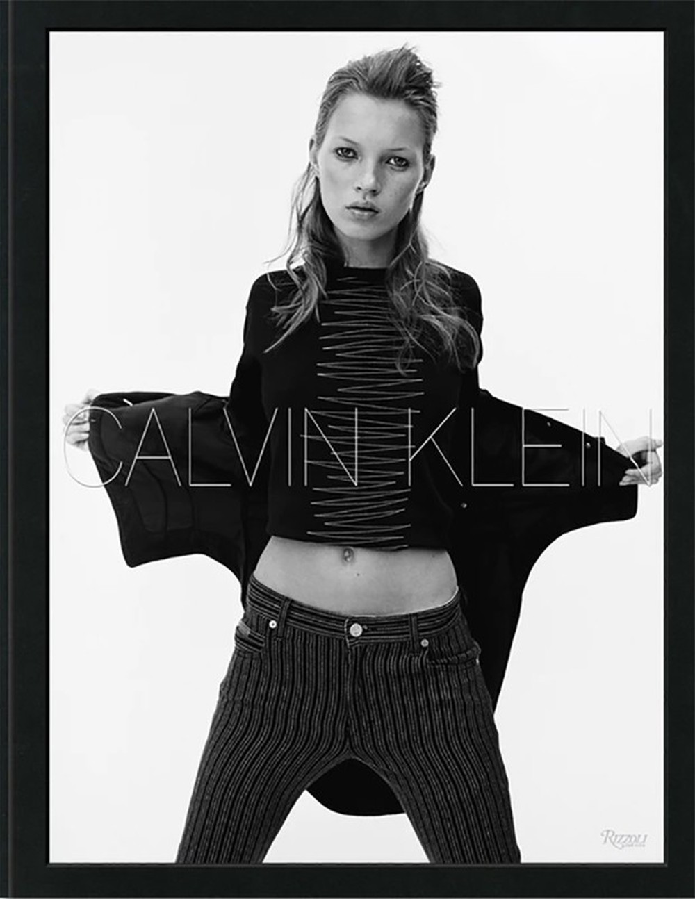 Calvin Klein lança seu primeiro livro com imagens icônicas