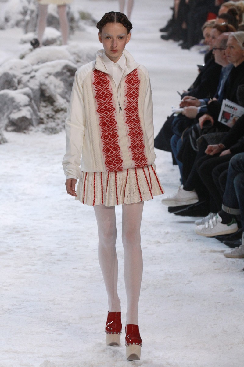 Moncler recria a paisagem da Suíça no inverno 2017