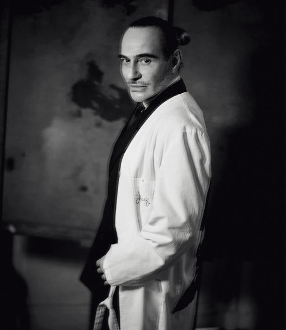 John Galliano renova seu contrato com a Maison Margiela