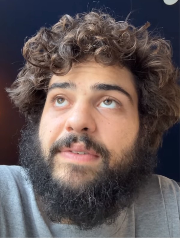 Noah Centineo impressiona internautas com novo visual