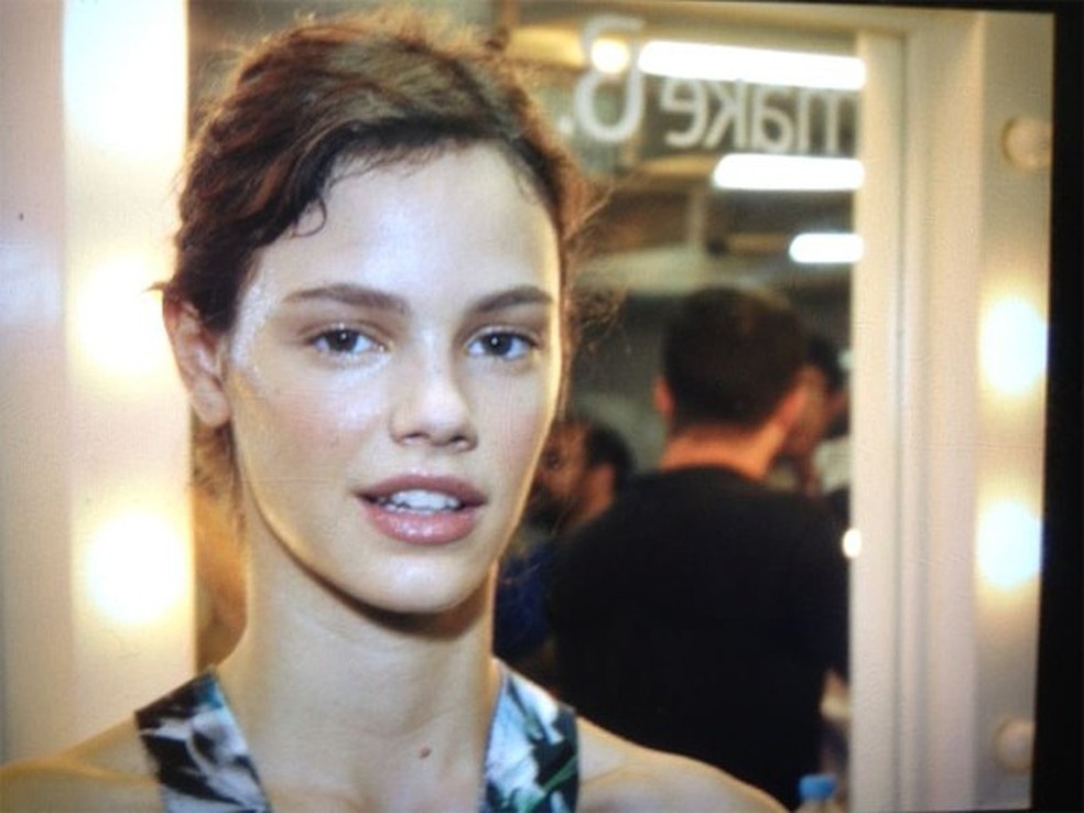 Laura Neiva comenta vida como fidèle da Chanel: 'Fiquei mais de 4h no ...