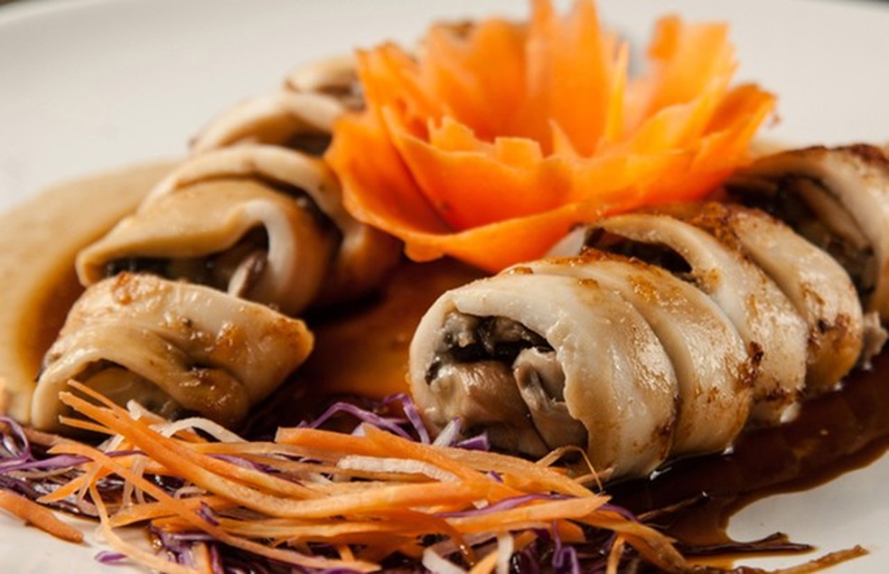 Aprenda a fazer uma lula recheada que vai impressionar