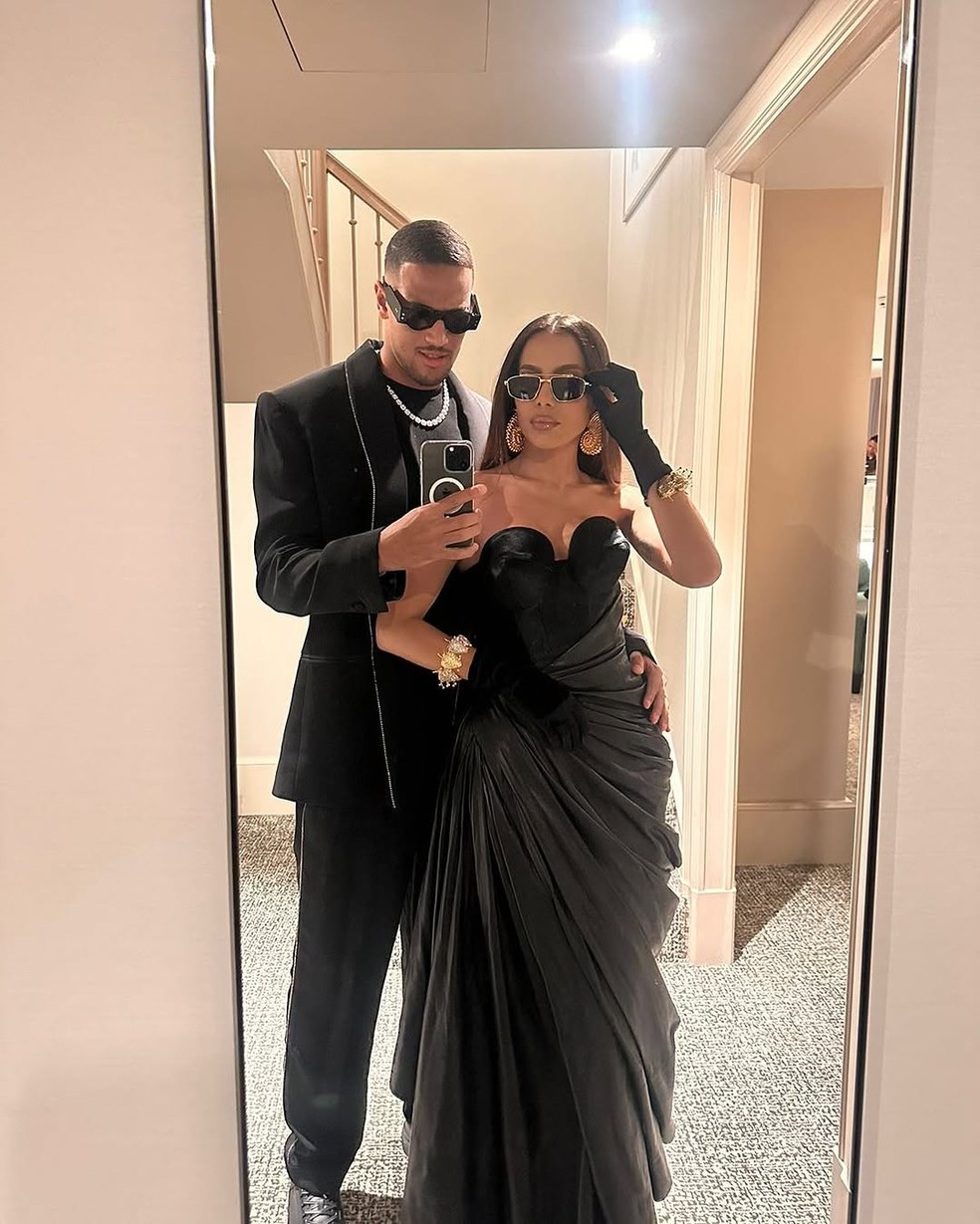 Anitta entra em clima de fim de ano e abre dump de 2024: 'Nem cabe tudo ...