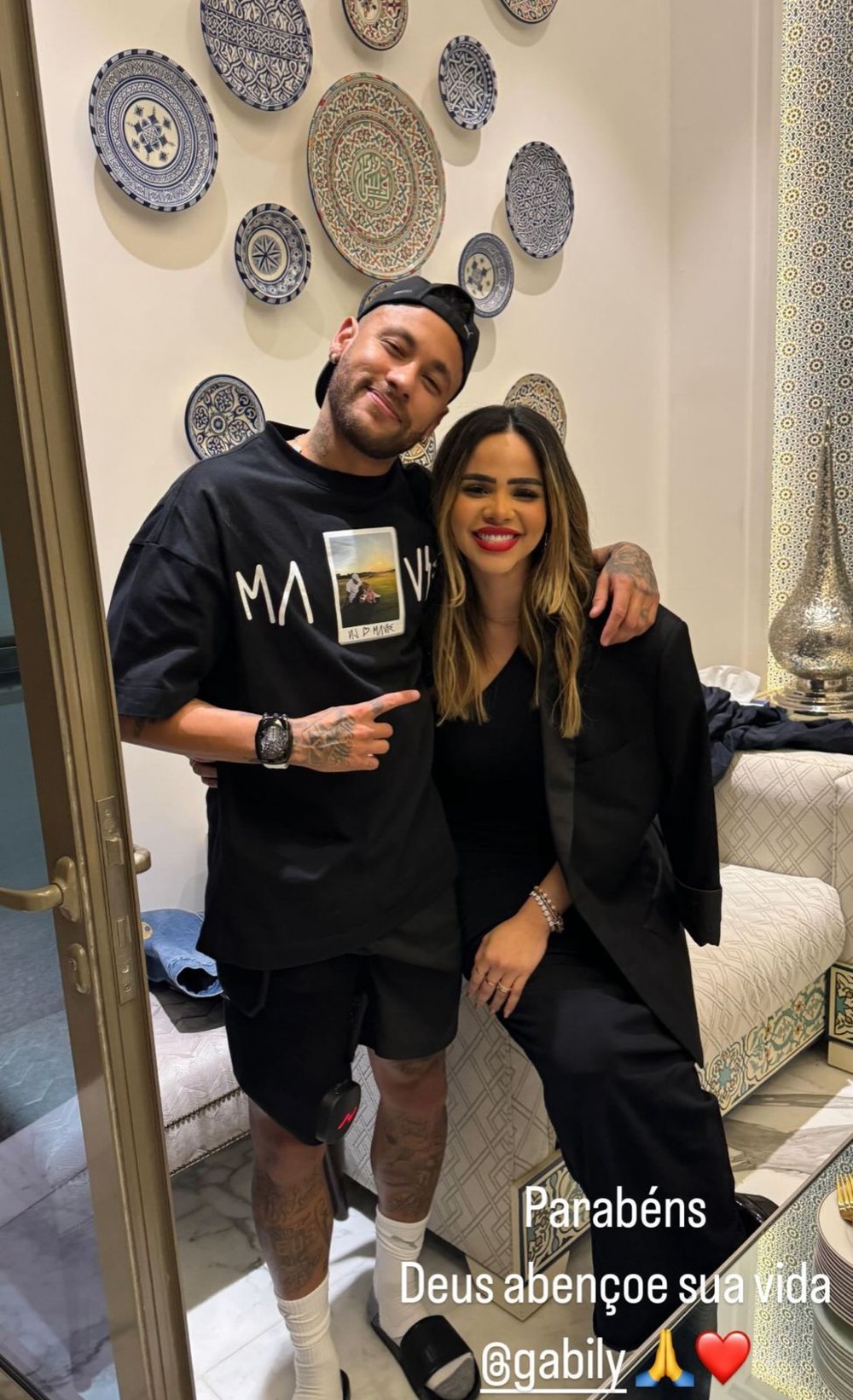 Neymar Jr. faz homenagem de aniversário para Gabily