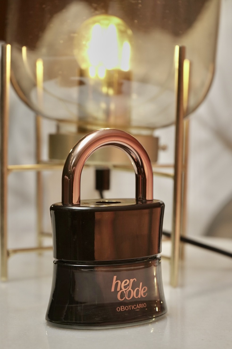 Celebre seu prazer: O Boticário anuncia Her Code, marca de perfumaria que exala sensualidade