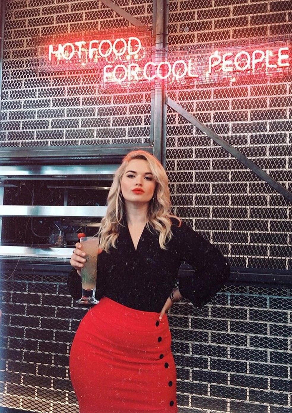 Modelo Jess Megan faz publicação poderosa sobre autoaceitação: ' A vida ...