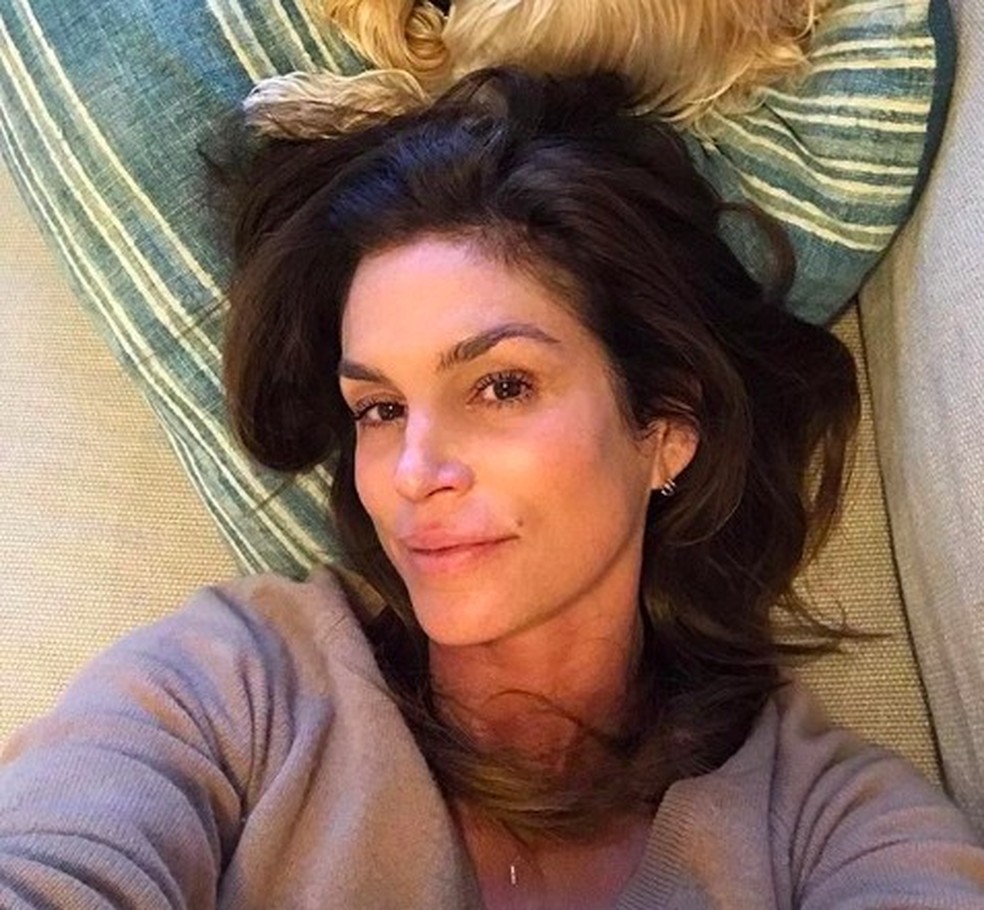 Cindy Crawford e sua rotina de beleza de 2 mil reais: 'as mulheres se ...