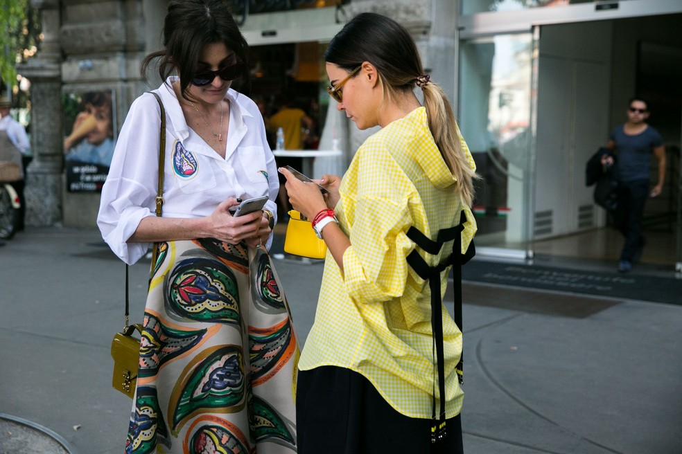 Street style: alfaiataria cool domina o quarto dia de MFW