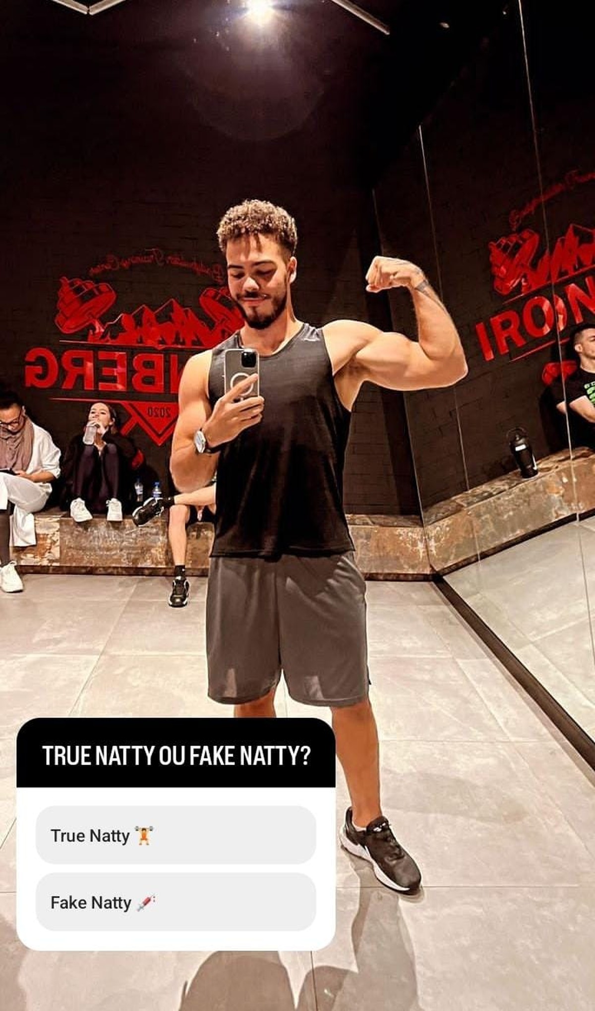 Ronald exibe resultado de treinos intensos