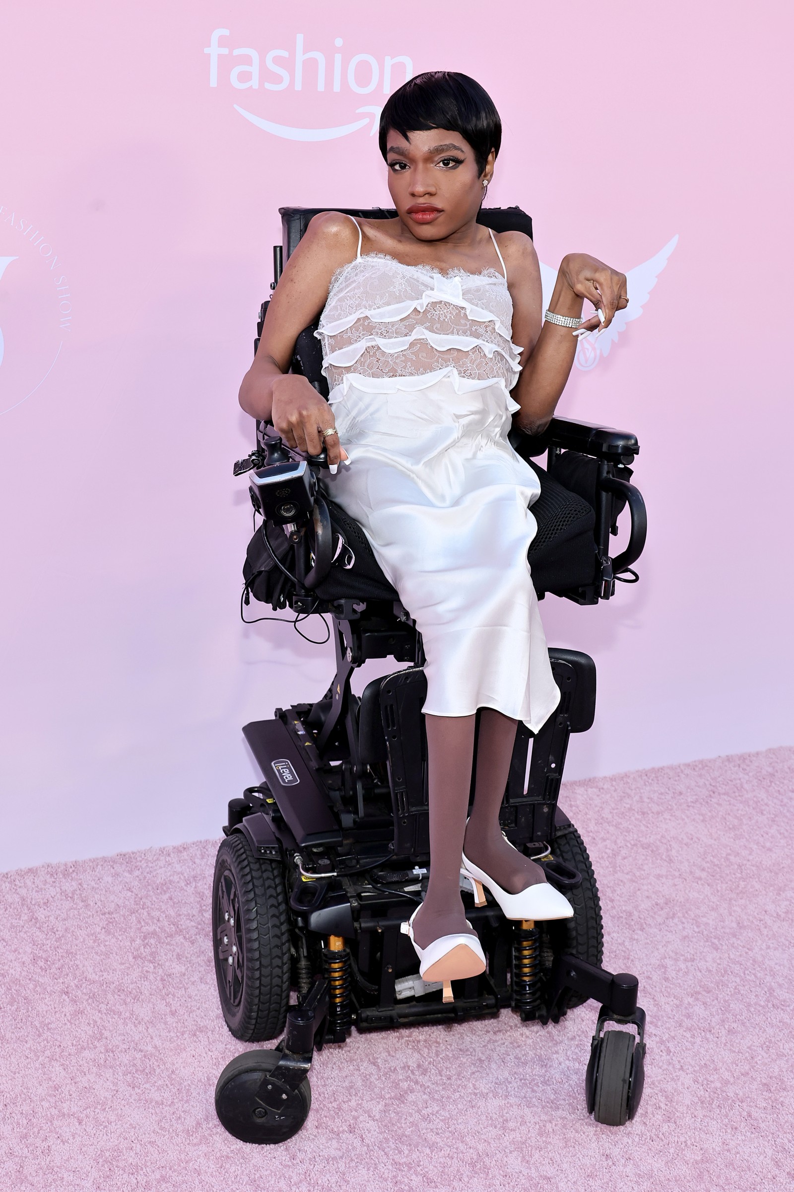 Victoria's Secret Fashion Show 2024: confira as celebridades no evento