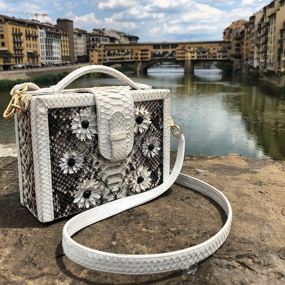 Ximena Kavalekas caiu nas graças de fashionistas com suas bolsas feitas ...