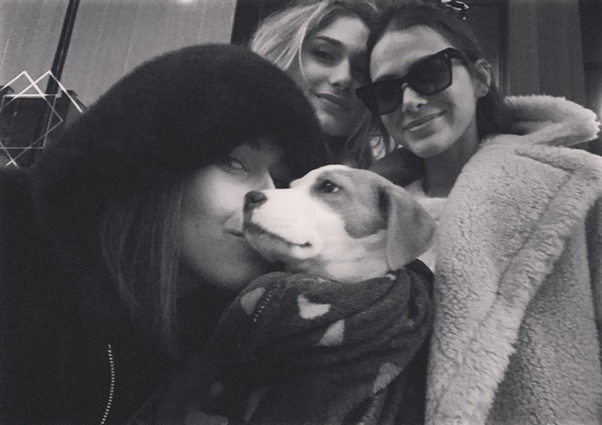 Bruna aparece em foto fofa com Sasha, Ju Jucá e Amêndoa