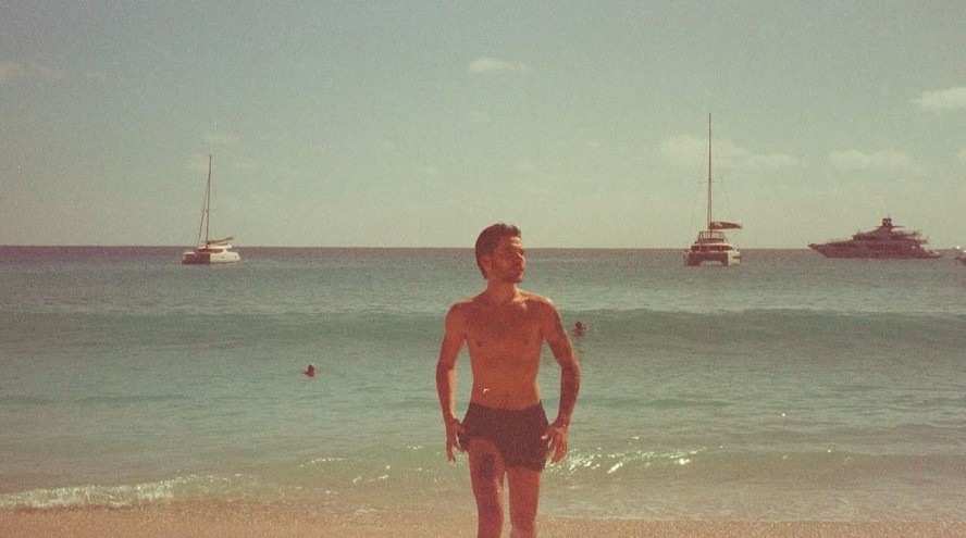 João Lucas abre álbum do verão