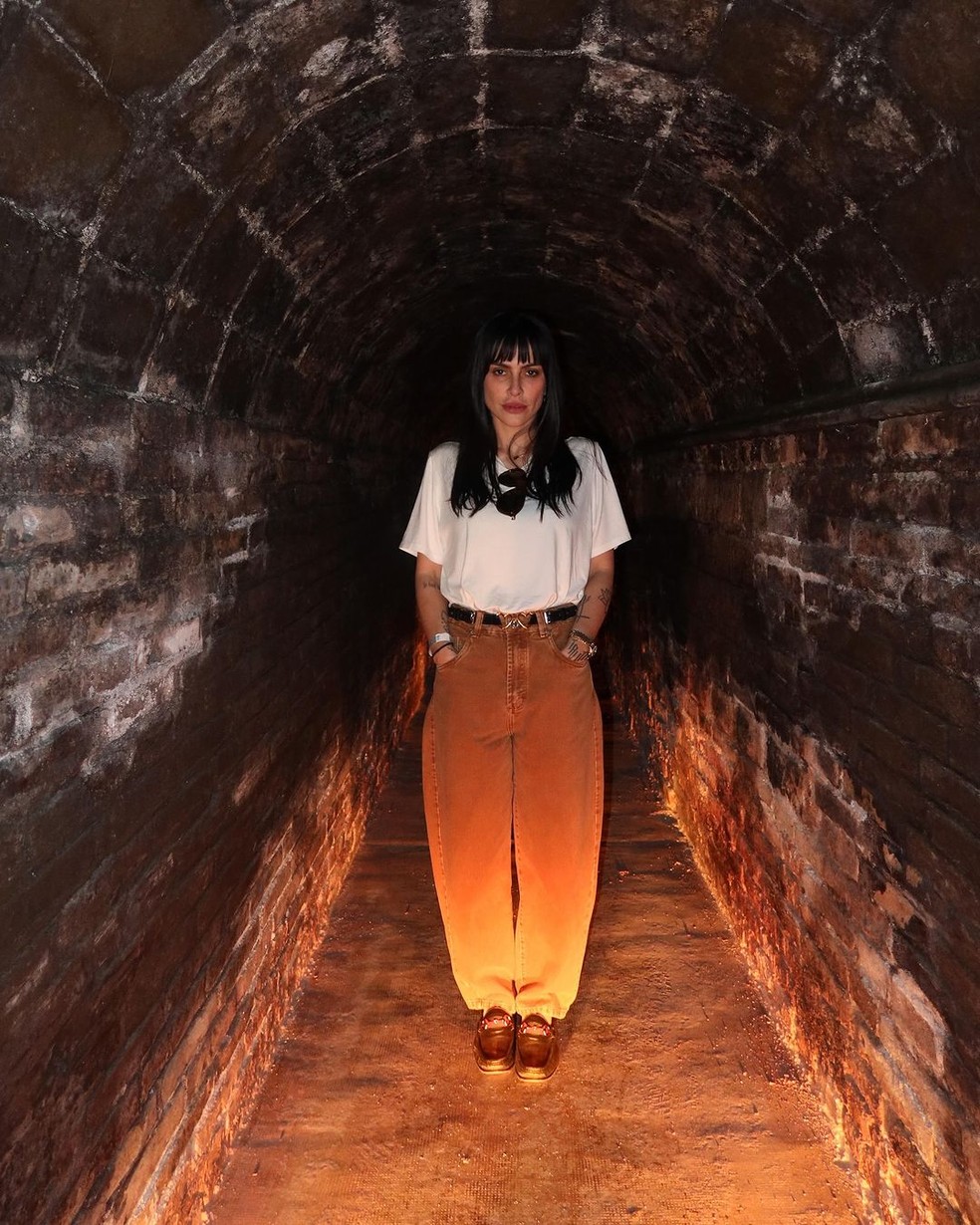 Cleo abre álbum de viagem a Barcelona: 'Não quero ir embora'