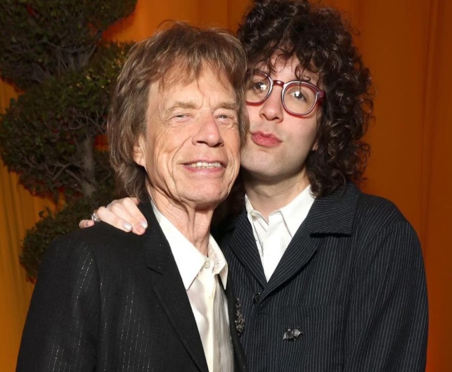 Lucas Jagger faz rara aparição ao lado do pai, Mick Jagger