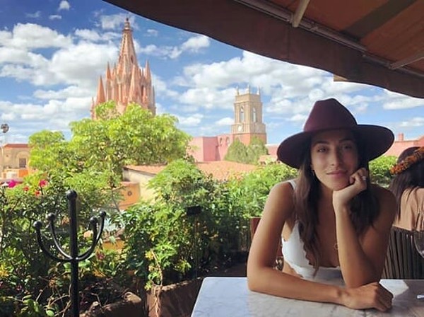 Saiba quem é Inés de Ramon, namorada de Brad Pitt e ex de Paul Wesley