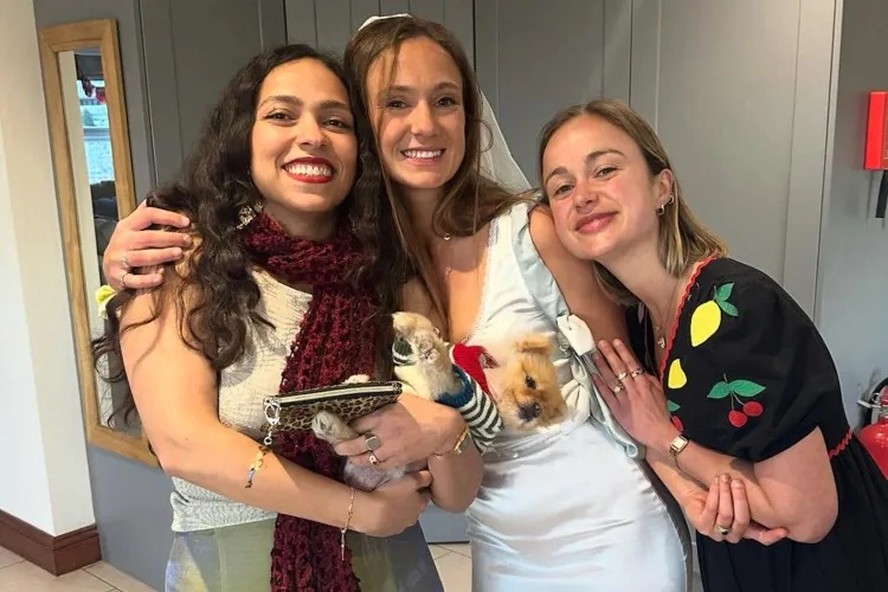 lady-marina-windsor-celebra-despedida-de-solteira-e-prepara-casamento