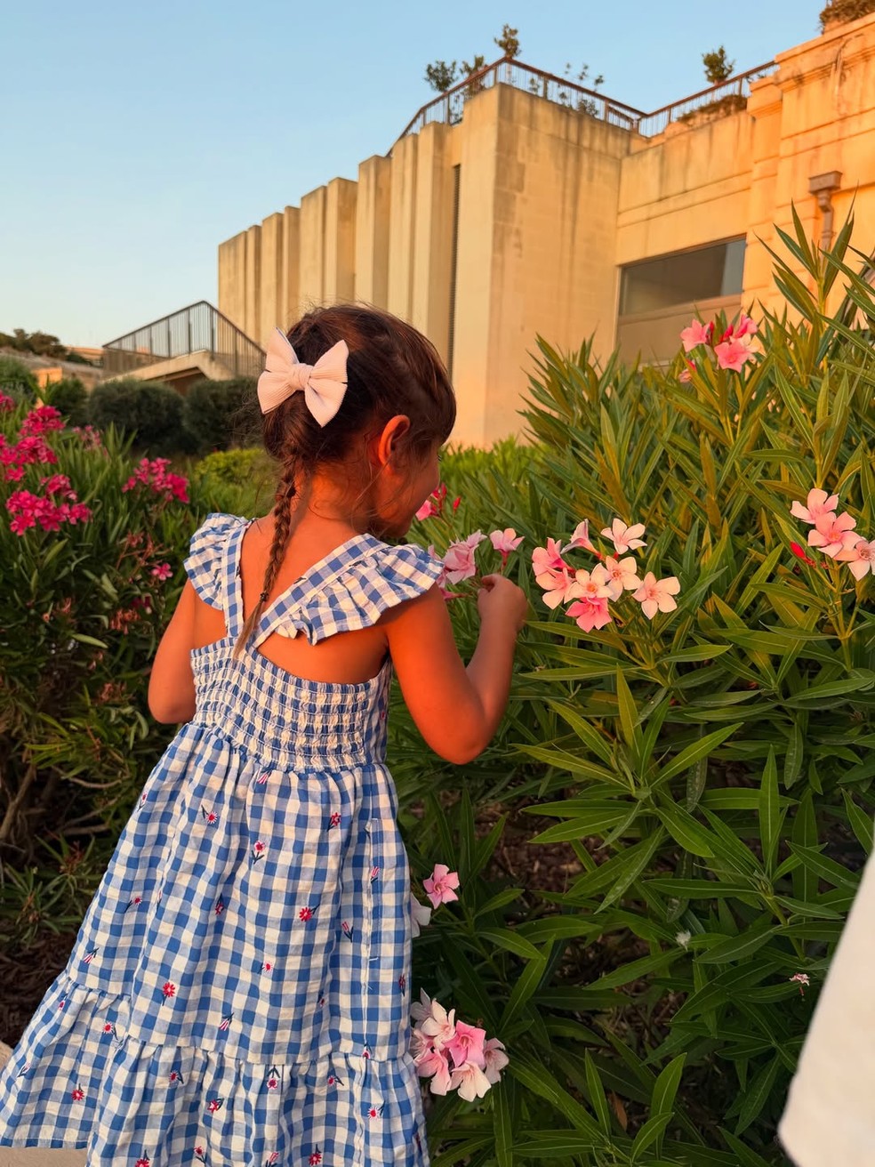 Romana Novais abre álbum de férias em Malta ao lado de Alok e dos filhos