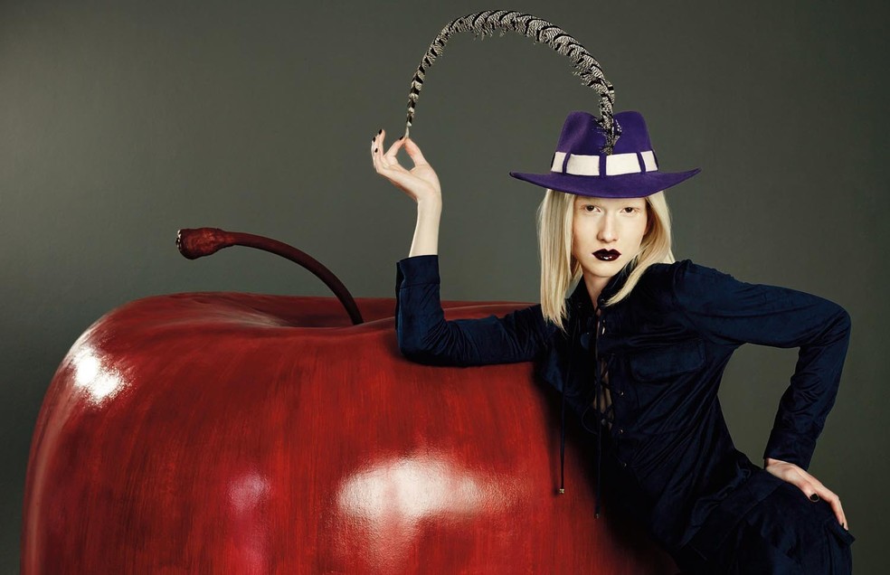 Eva escala modelo andrógino para campanha que aposta na liberdade de ...