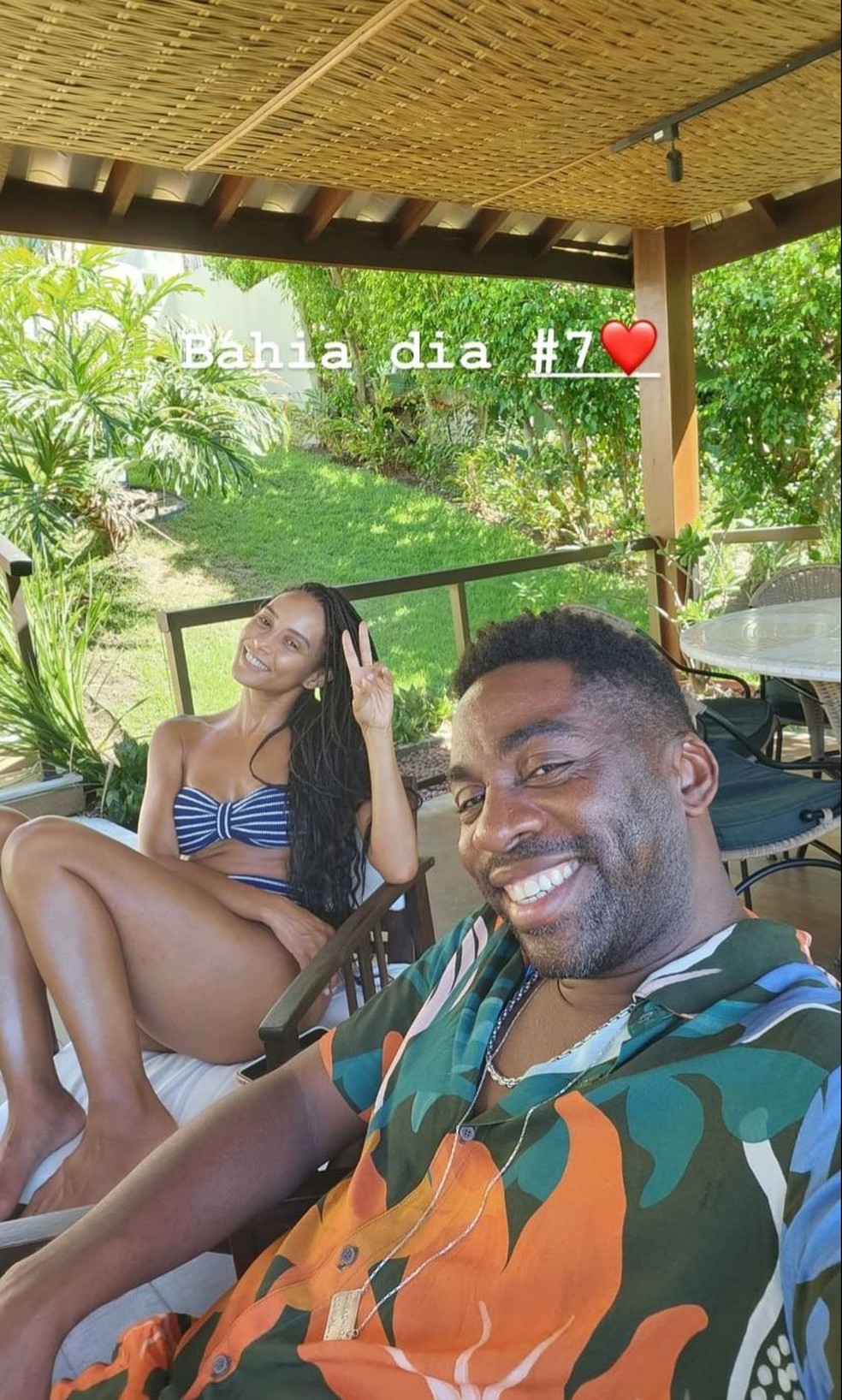 Taís Araújo E Lázaro Ramos Curtem Férias Na Bahia Celebridades Vogue
