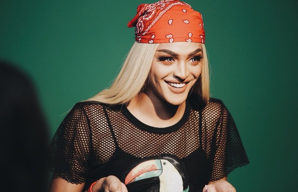 Pabllo Vittar estrela campanha de verão 2019 da Coca-Cola Jeans: 'Um sonho'