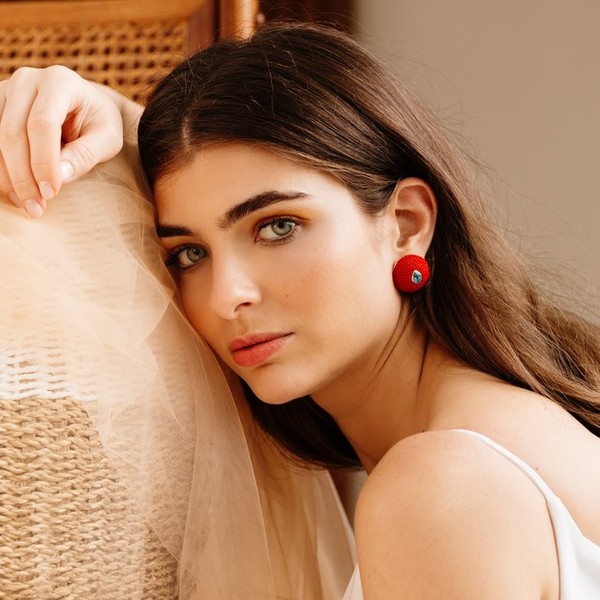 Voo solo: Maria Frering lança marca de joias homônima