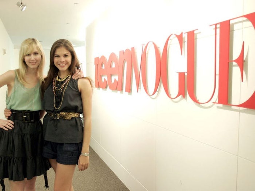 Dez anos depois de criar a Glossier, Emily Weiss divide sua jornada de ...