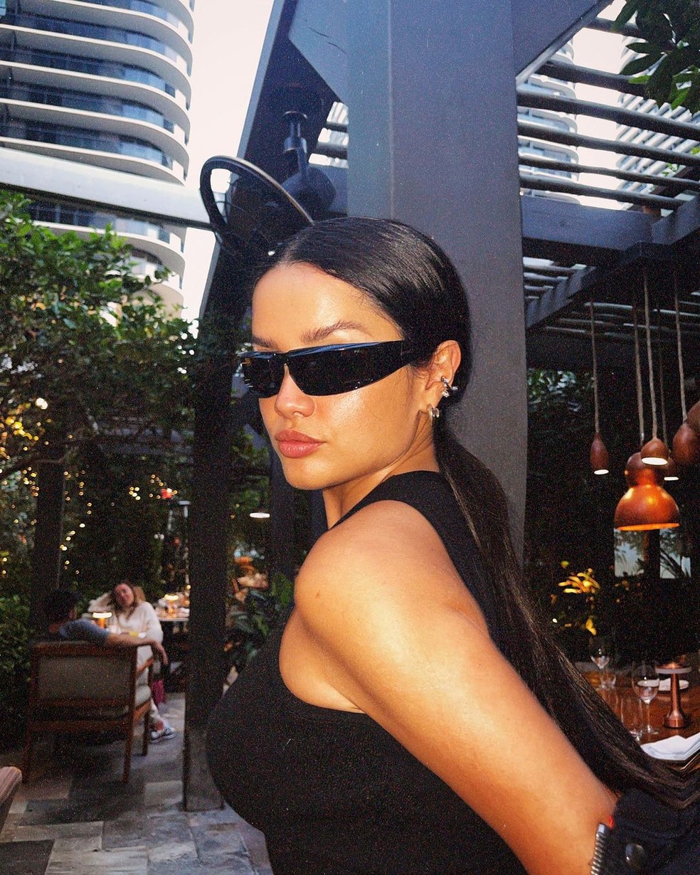 Juliette abre álbum de fotos e arranca elogios dos fãs