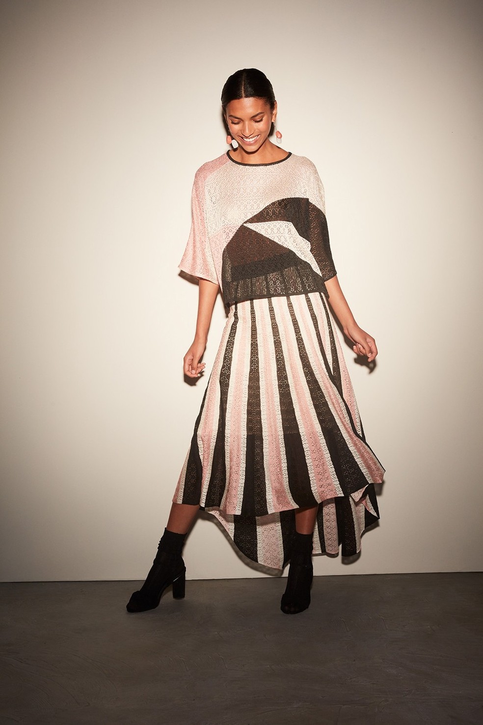 Maria Filó interpreta obras de Clara Valente em nova parceria criativa