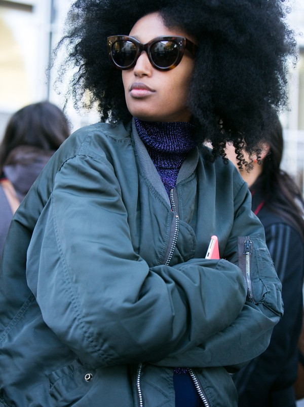 Street style: casacos são destaque nas ruas de Paris