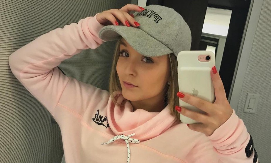 Larissa Manoela resgata cliques da adolescência em dia de TBT ...