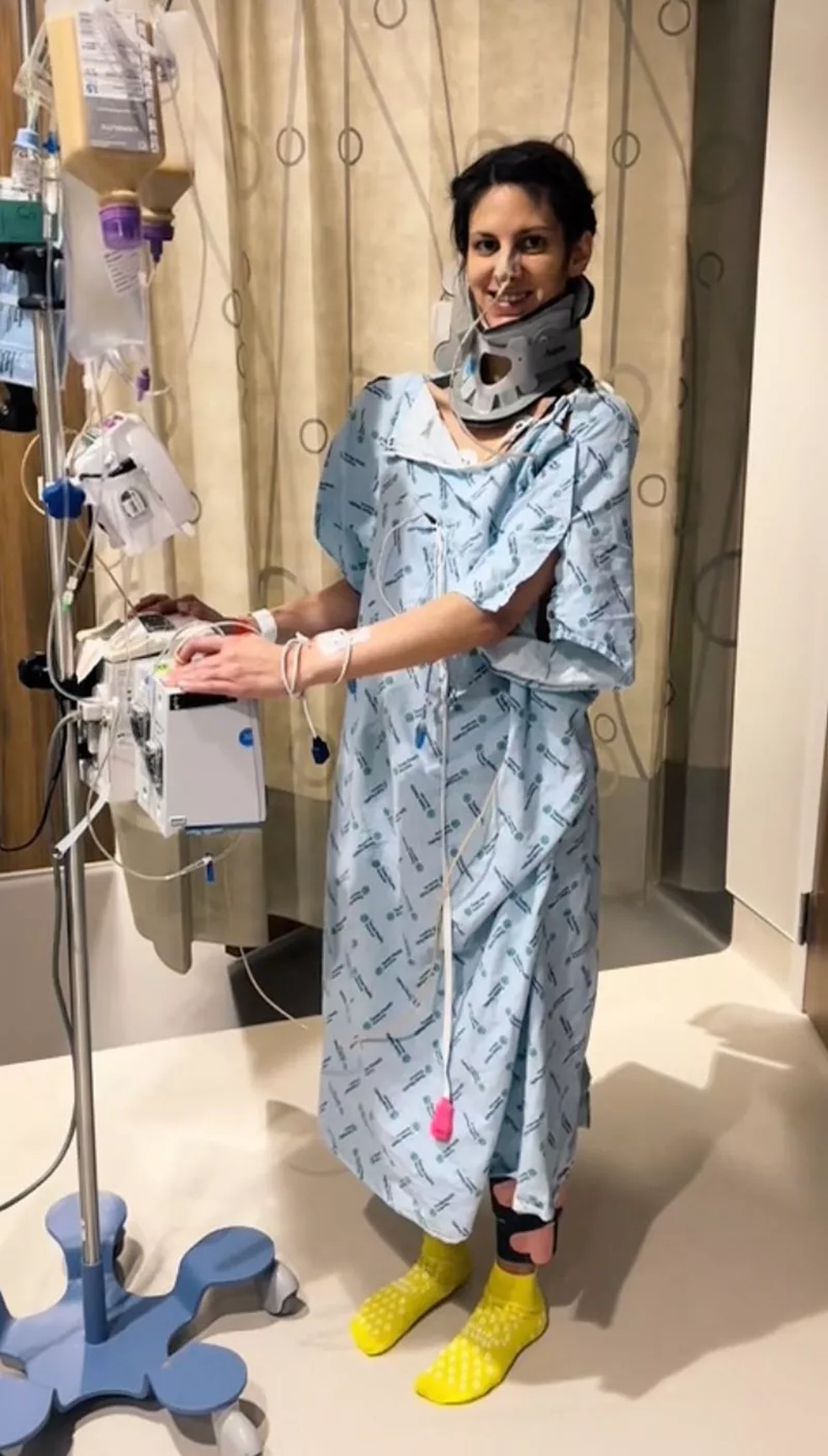 Mulher sofre paralisia após receber injeções de botox