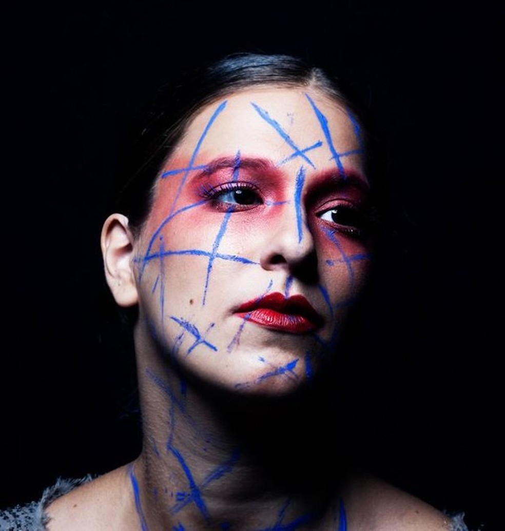 Alice Caymmi debuta nova turnê com direção de Paulo Borges