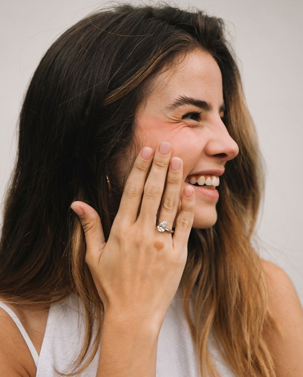 Giulia celebra aniversário de 25 anos após noivado com Conor Kennedy