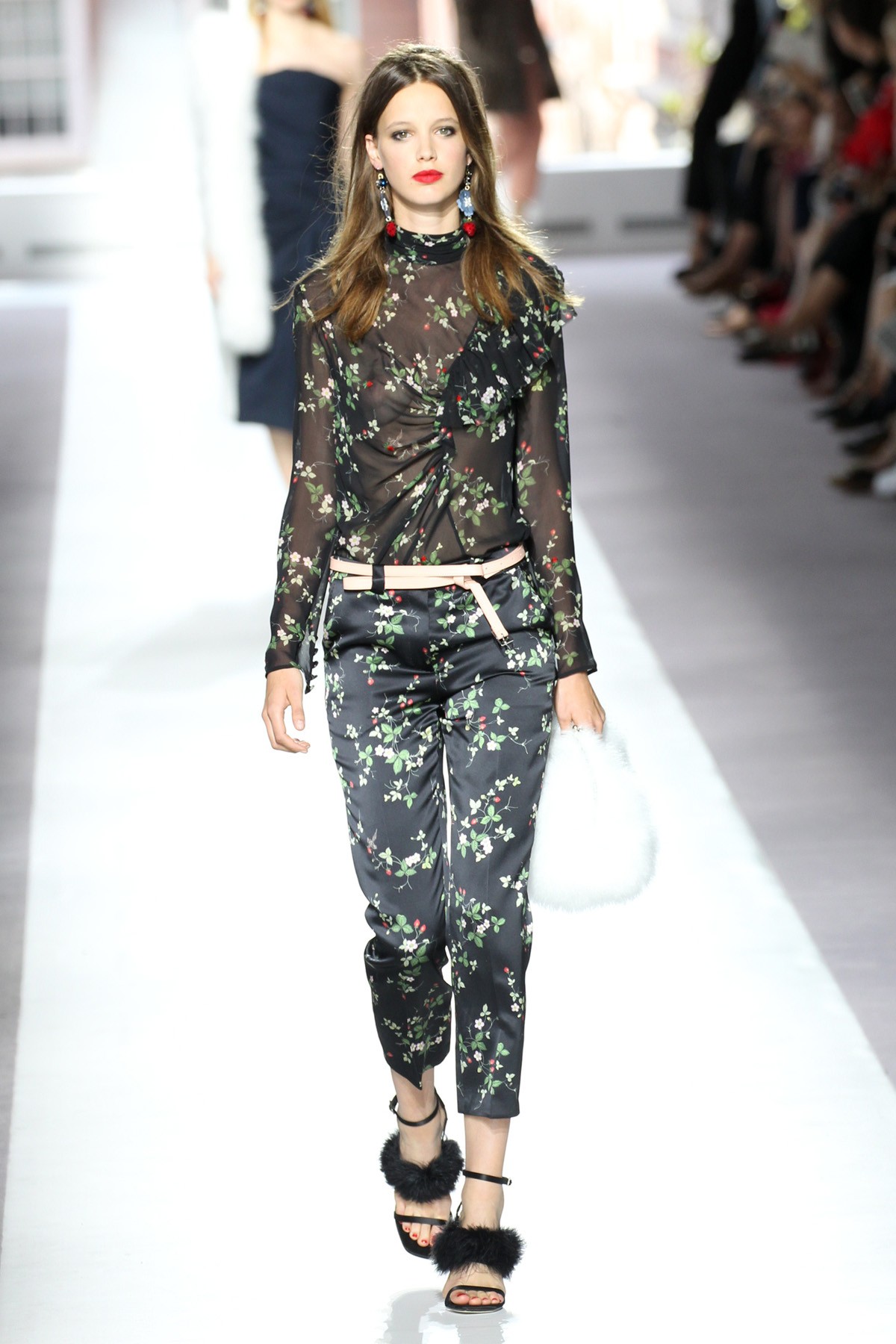 Topshop Unique: verão 2016 fast-fashion