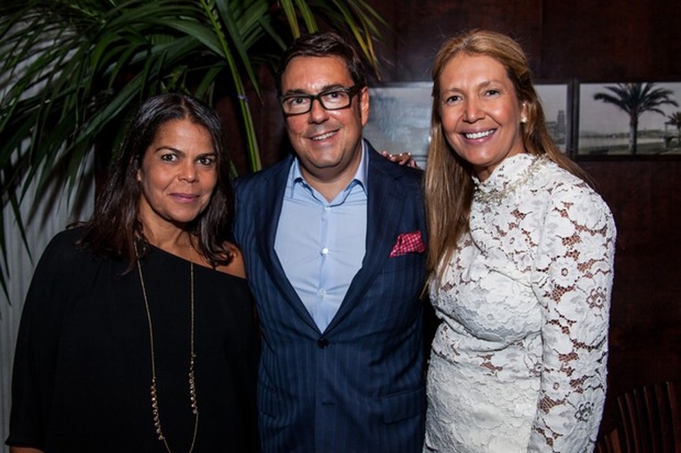 Splendor Of Life: Vogue e Ferragamo celebram a edição de março