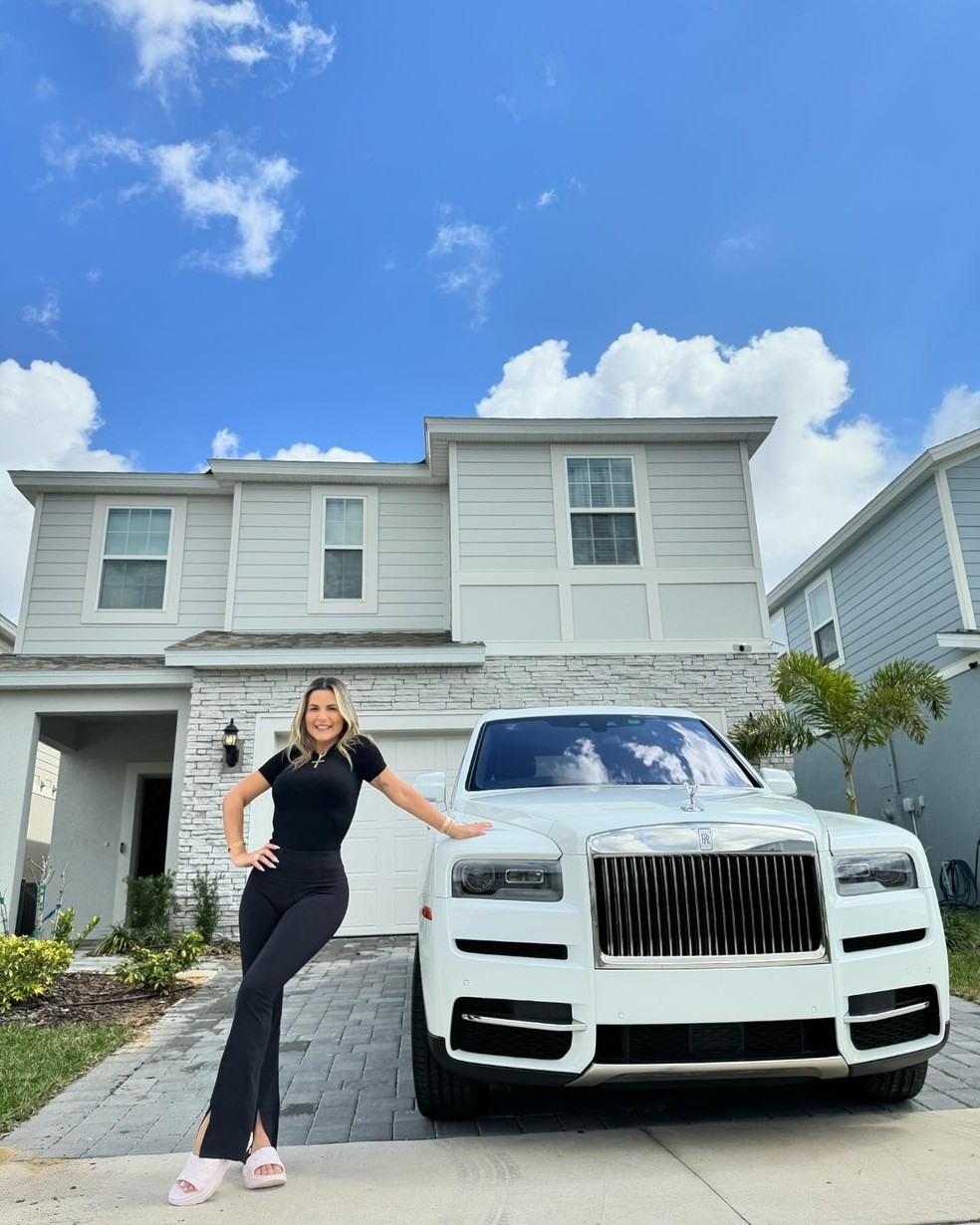 Deolane Bezerra exibe nova casa que comprou em Orlando, Estados Unidos