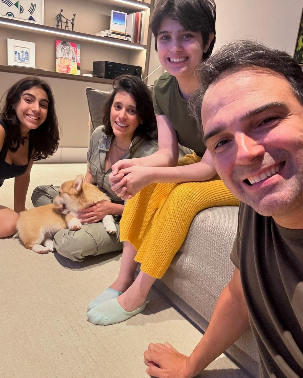 Tadeu Schmidt celebra reunião em família com foto no Instagram: 'De ...