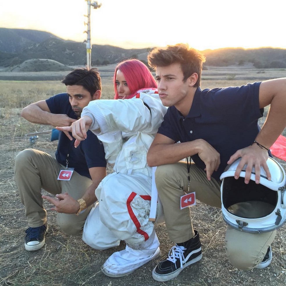 Quem é Cameron Dallas, o garoto de 21 anos que parou a Semana de Moda ...