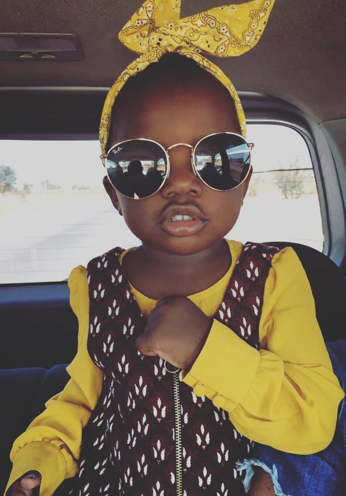 Titi fashionista: Gio Ewbank compartilha look do dia da filha