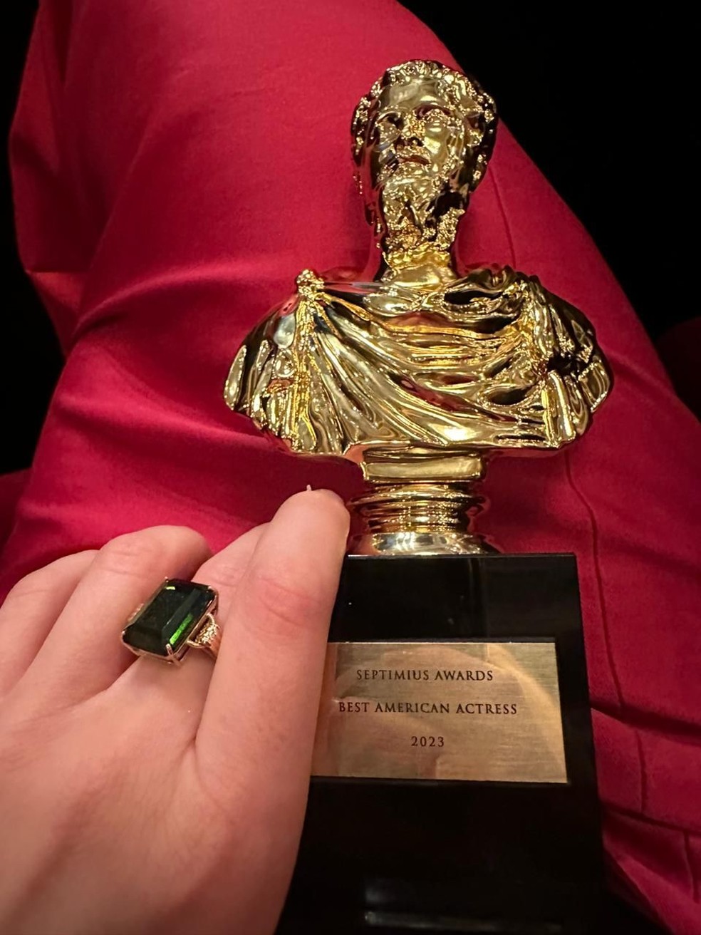 Tainá Müller ganha título de melhor atriz no Septimius Awards