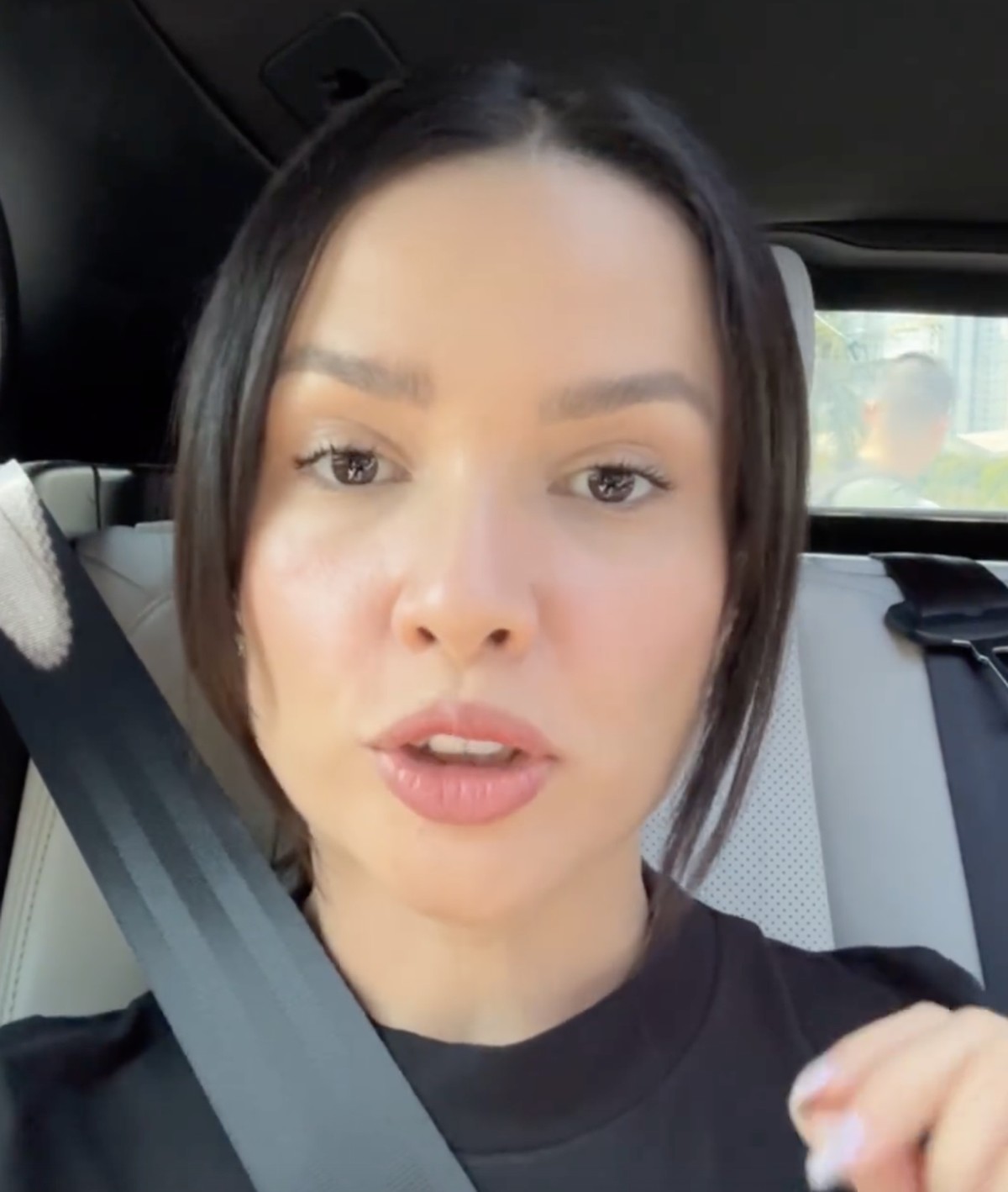 Juliette relata ter iniciado tratamento com testosterona e faz alerta ...