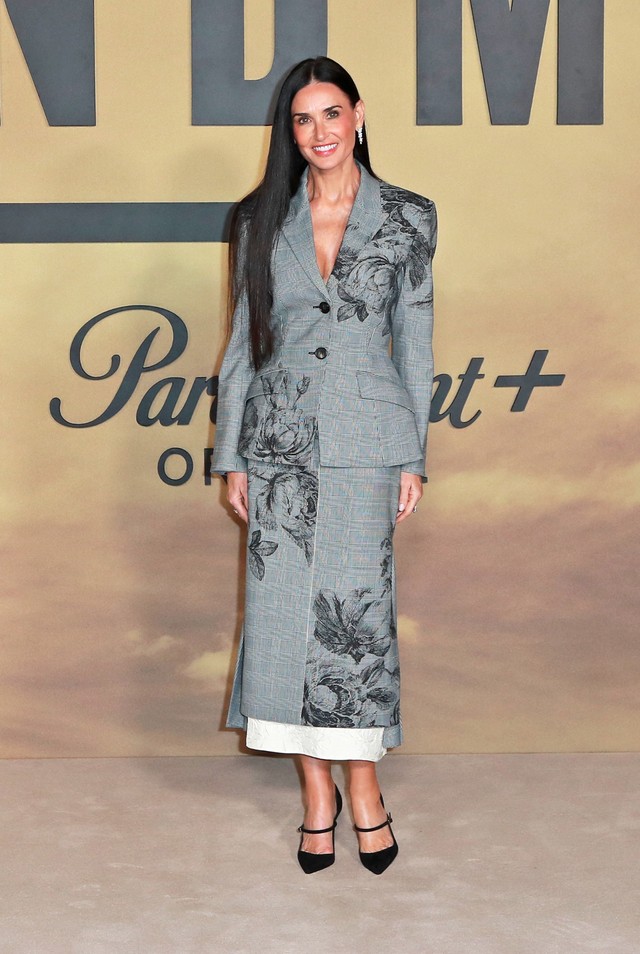 Sofisticados e atemporais: 10 looks de Demi Moore para te inspirar para ...