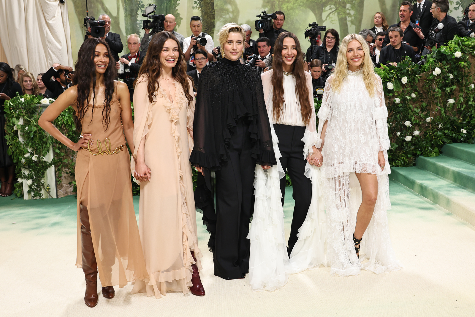 Onde assistir à transmissão ao vivo do Met Gala 2024 hoje à noite