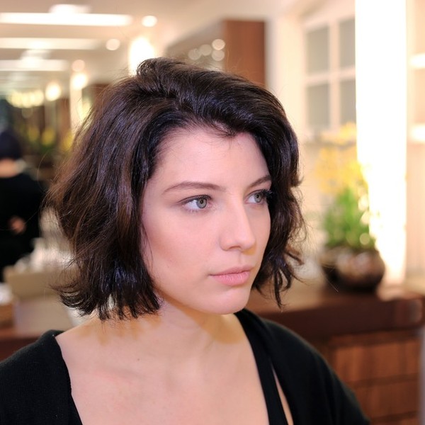 Giulia Gayoso muda visual para papel na próxima novela das 21h: 'O ...