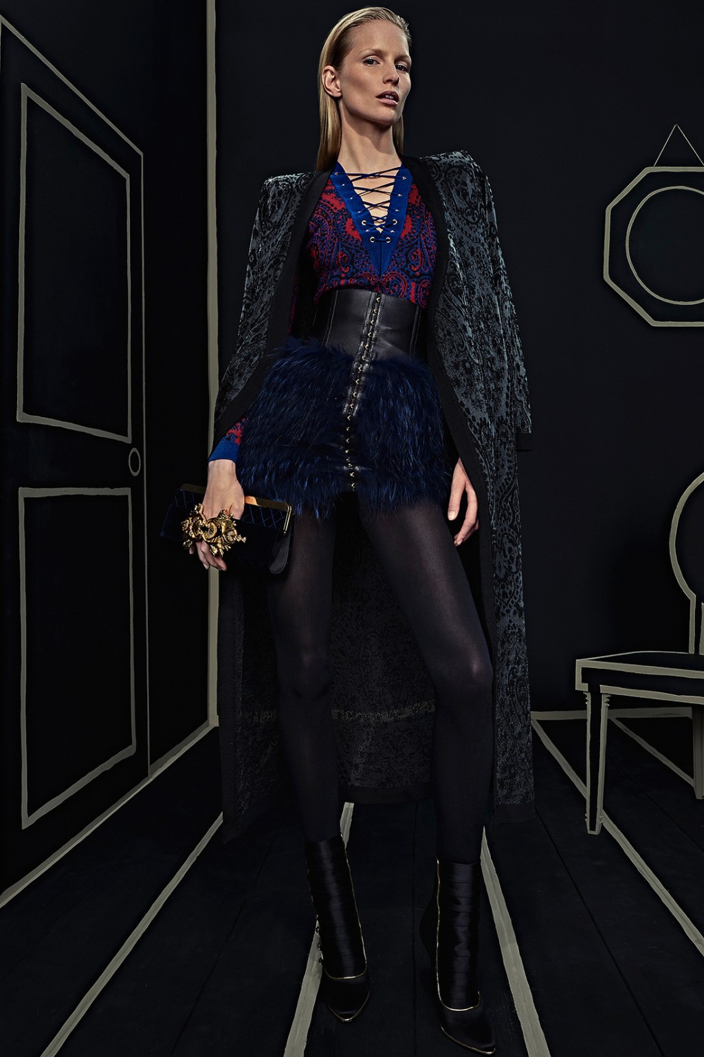 Balmain apresenta pre-fall 2016 inspirado nas belezas de Paris