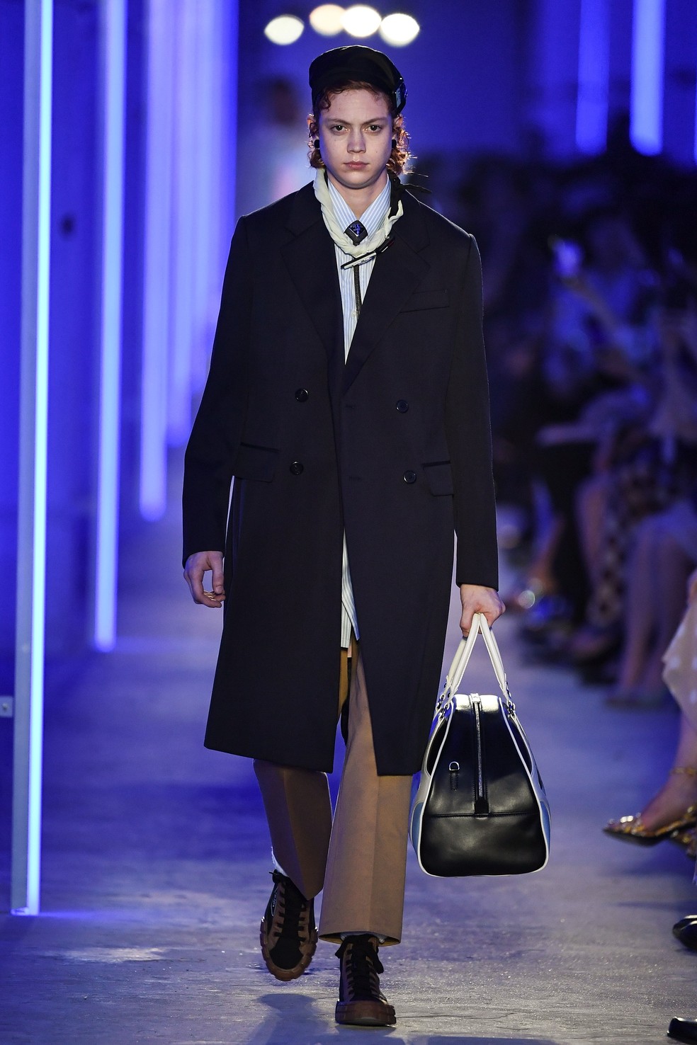 Nathan Westling estreia no menswear na passarela da Prada